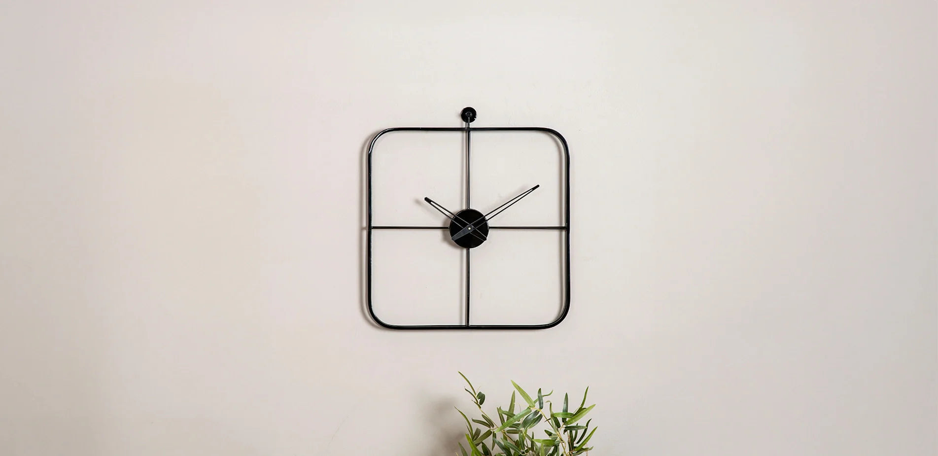 Buy Table Clocks & Wall Clocks Online in India | Arcedior