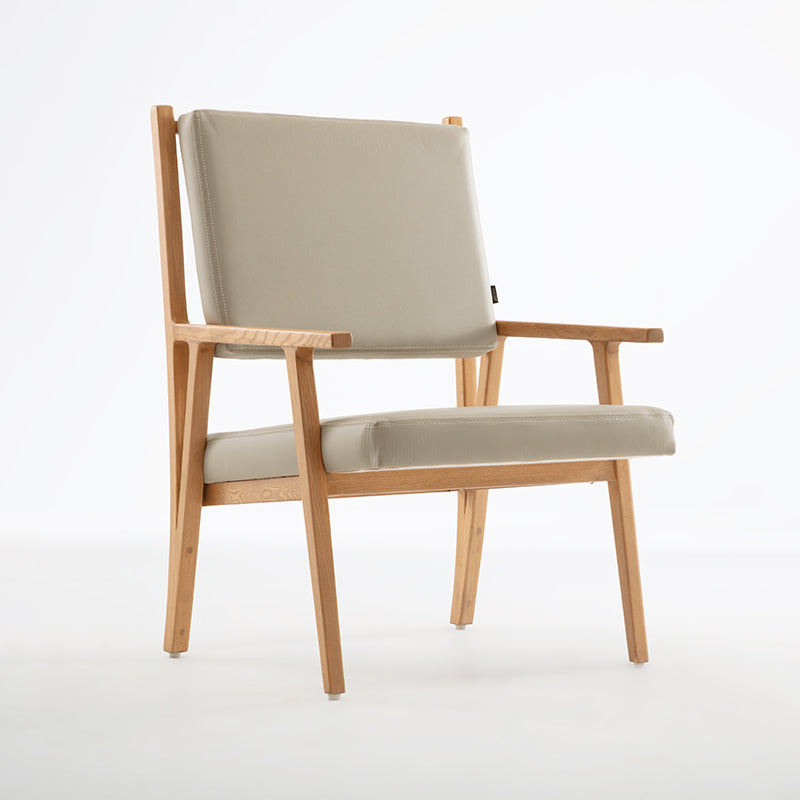 Ash Lounge Chair